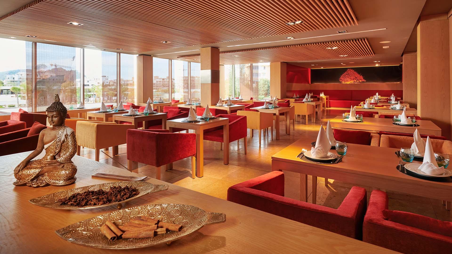 Restaurante Azafrán | Especialidades locales servides en elegantes tapas